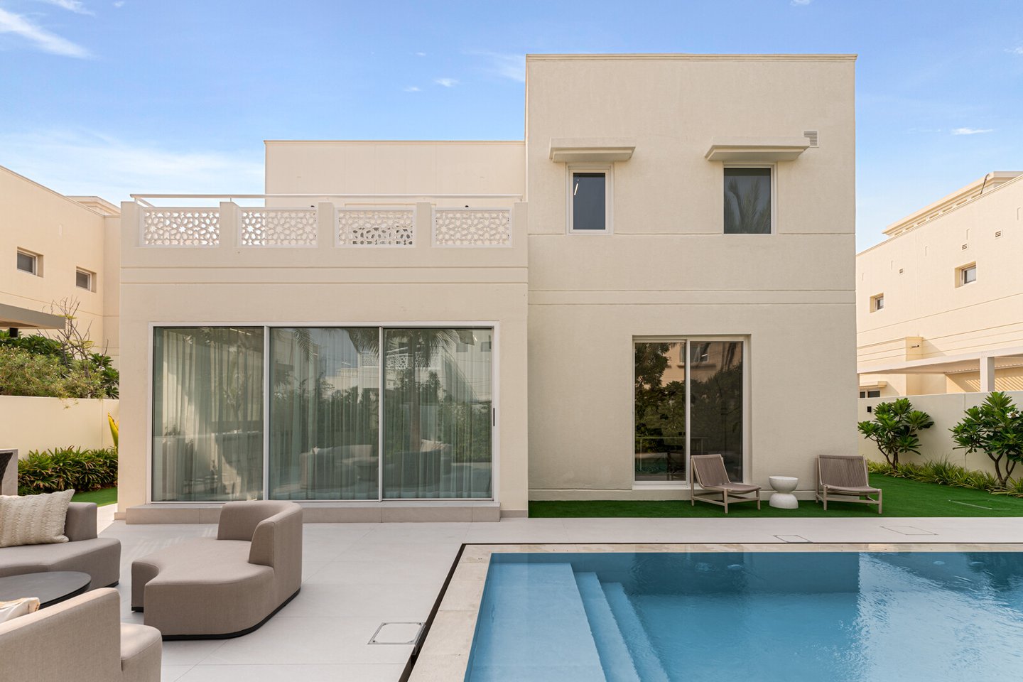 5 bedrooms villa for sale in Meadows 2: Extended | Beautifully ...