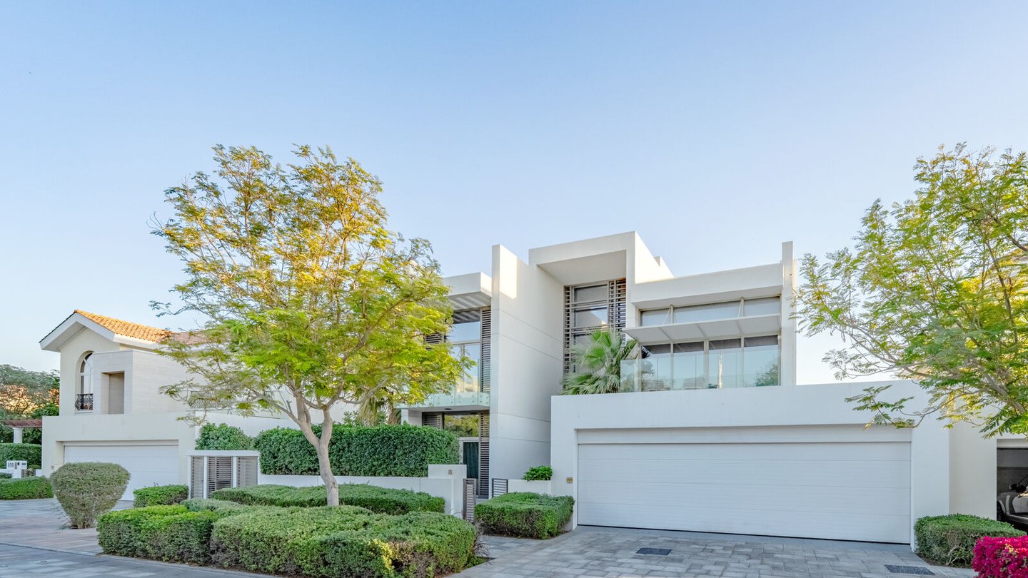 5 bedrooms villa for rent in District One: Premium 5 Bedroom Living in ...