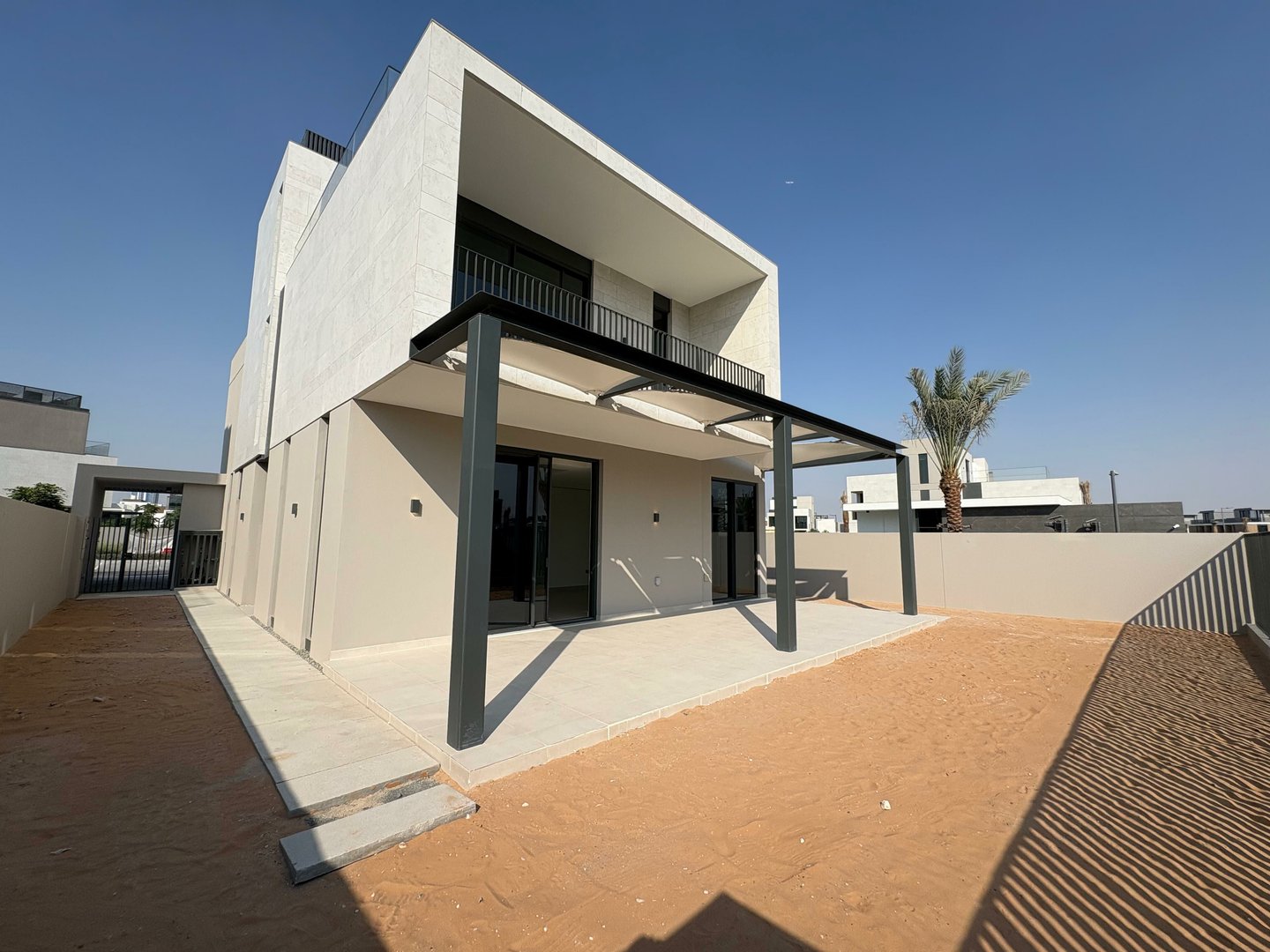 4 bedrooms villa for rent in Elie Saab: Single Row | Spacious | Brand ...