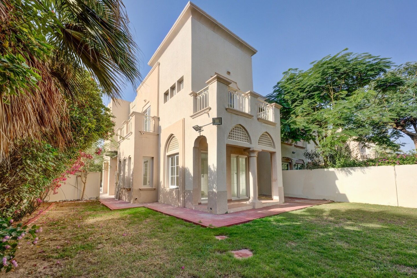 3 bedrooms villa for rent in Springs 3: Natural Light | Lake View ...