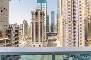 Marina Arcade Tower | United Arab Emirates Building & Community Guides ...