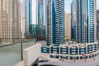 Marina Quays | United Arab Emirates Building & Community Guides ...