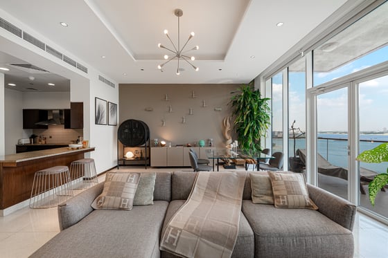 Tiara Residence, Palm Jumeirah | Luxhabitat